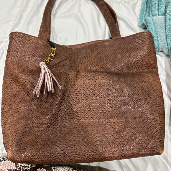 Makeup Junkie | Bags | Makeup Junkie Bags Tote | Poshmark